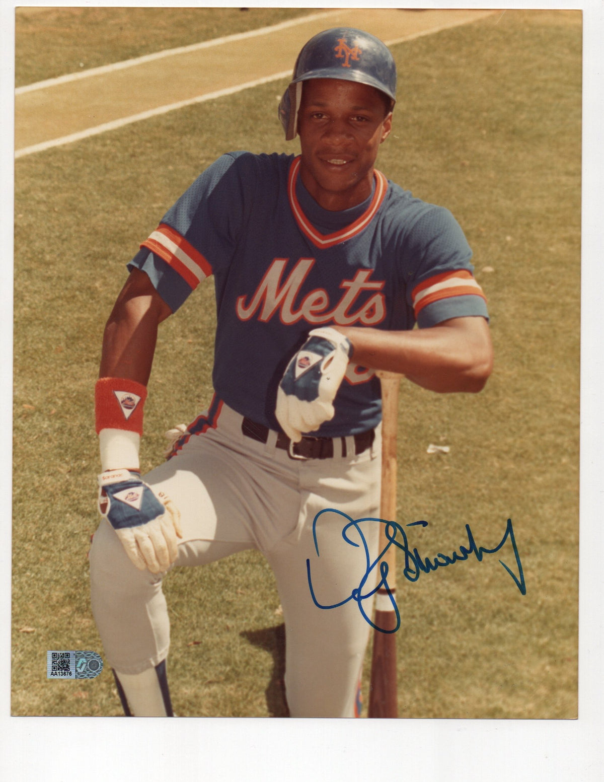 Daryl Strawberry Signed 8x10 Photo (AIV AA13676) — RSA