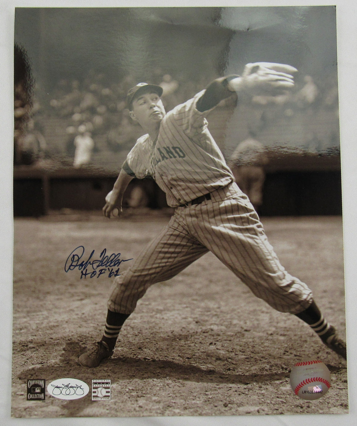 Bob Feller Signed Auto 8x10 Photo JSA Authenticated — RSA
