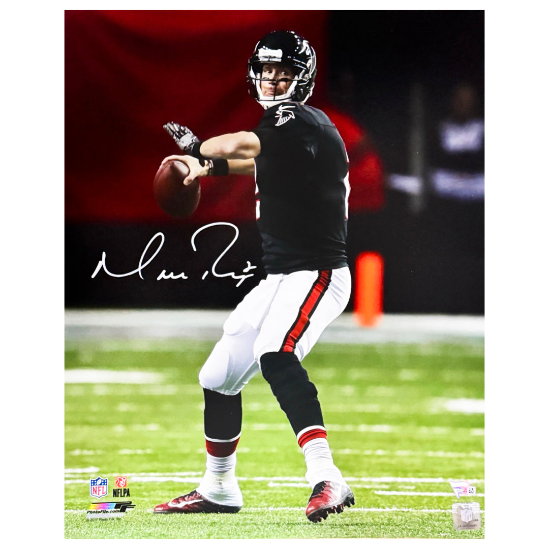 Matt Ryan Signed Atlanta Falcons Pose 1 16x20 Football Photo (Fanatics ...