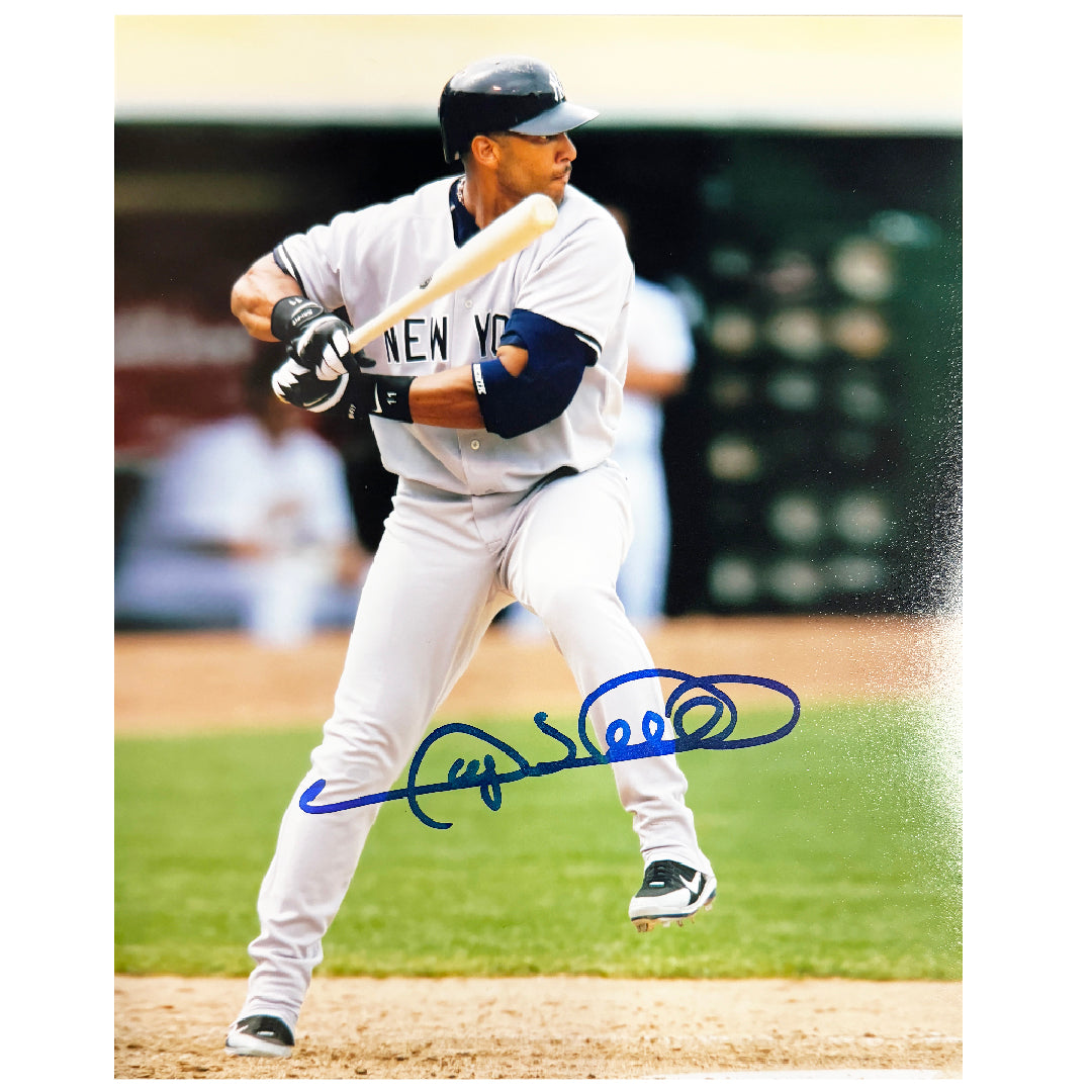 Gary Sheffield Signed New York Pose 5 Baseball 8x10 Photo (JSA) — RSA