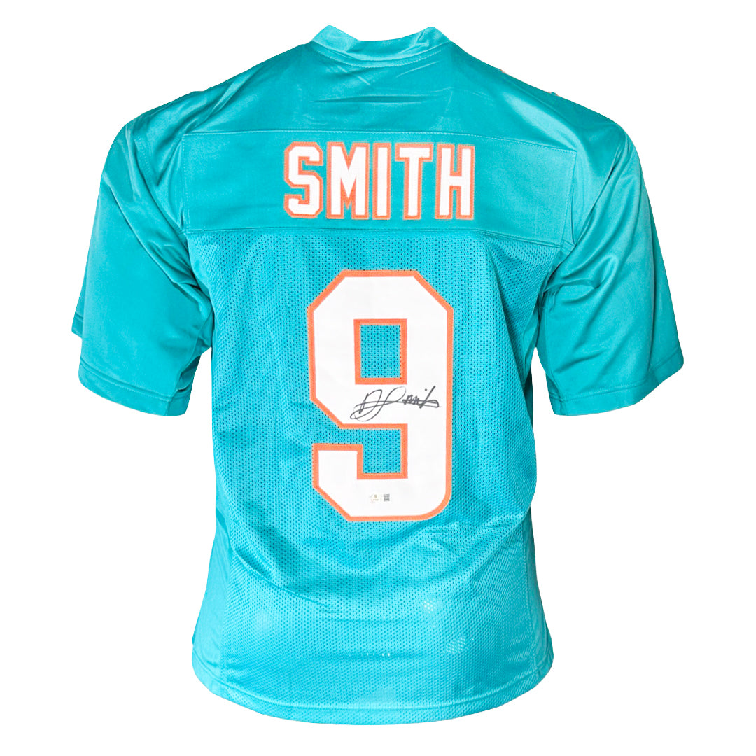 Jonnu Smith Signed Miami Teal Football Jersey (Beckett) — RSA