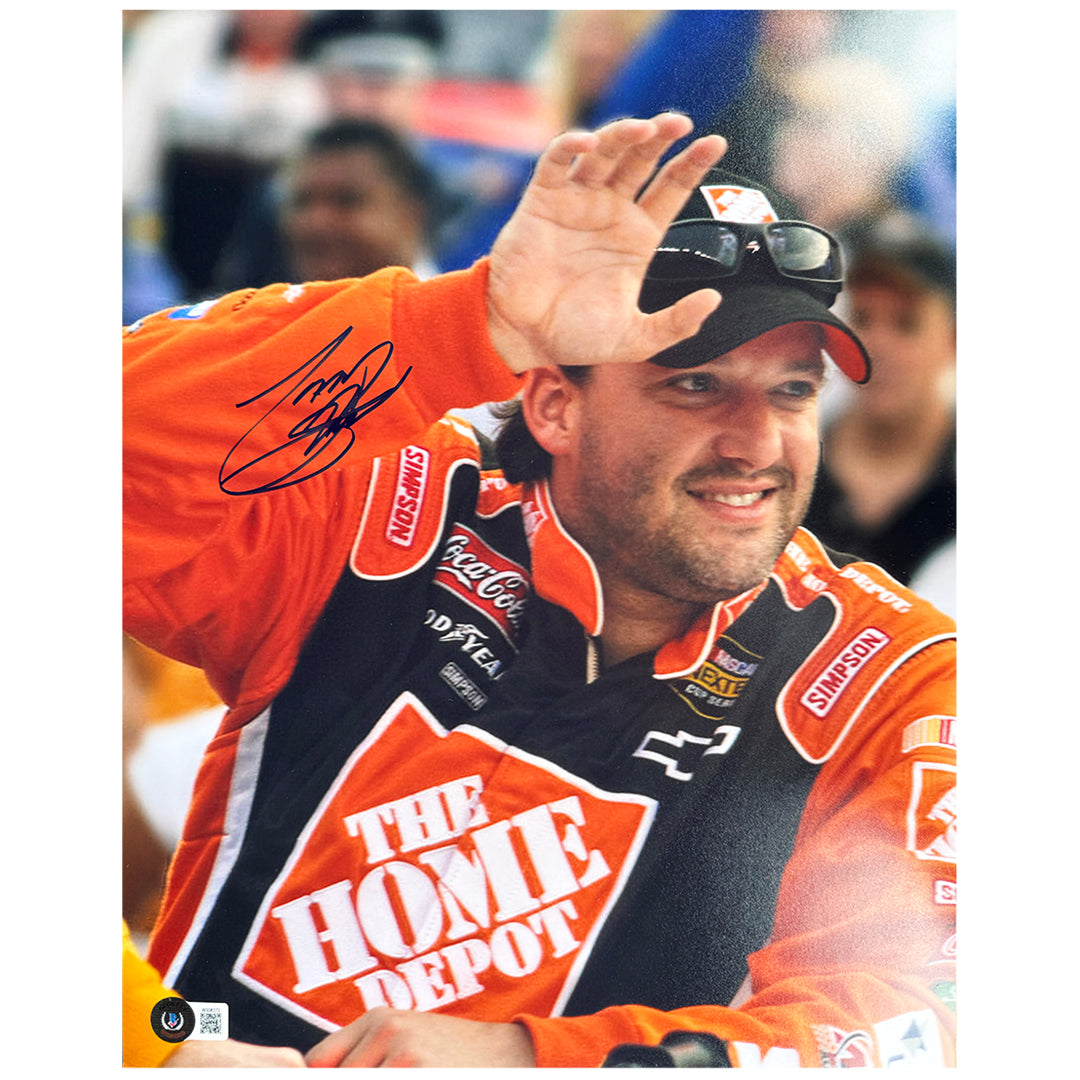Tony Stewart Signed NASCAR Waving 11x14 Photo (Beckett) — RSA