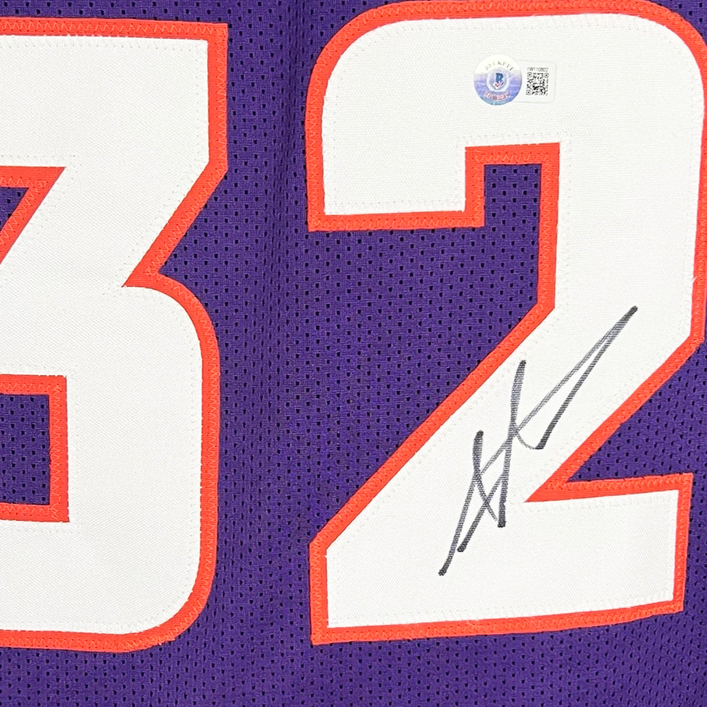 Signed Basketball Memorabilia - NBA Autographs — RSA